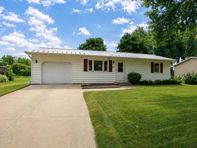 214 Terrace View Dr, Litchfield, MN 55355