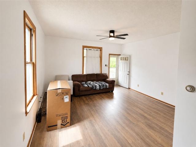 214 Thompson Ave