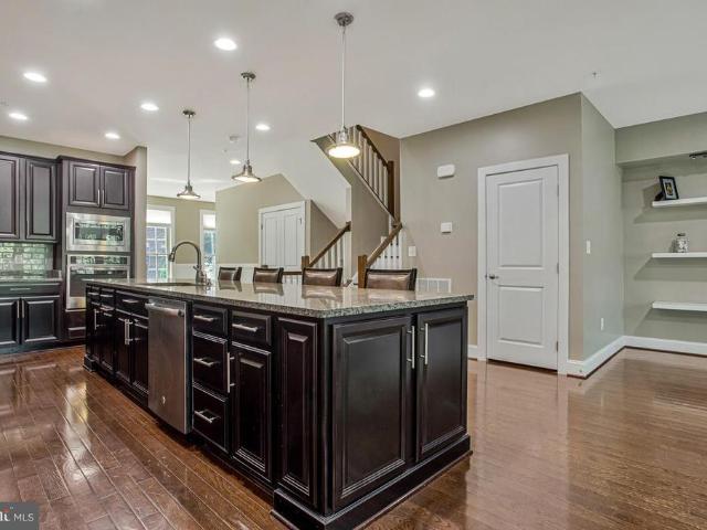 214 Treyburn Way