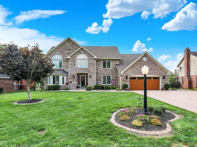 214 Yorkshire Blvd W, Indianapolis, IN 46229