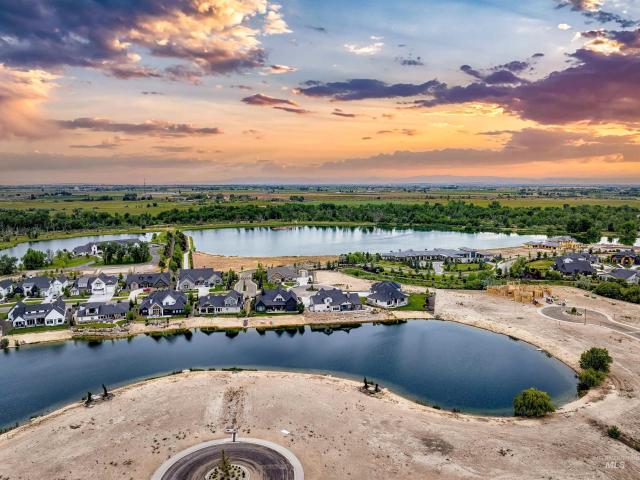 21545 Lake Fork Pt
