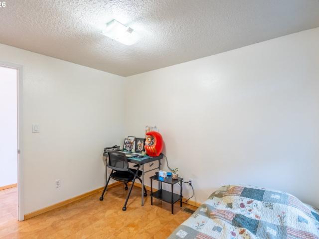 21546 sw peggy ct