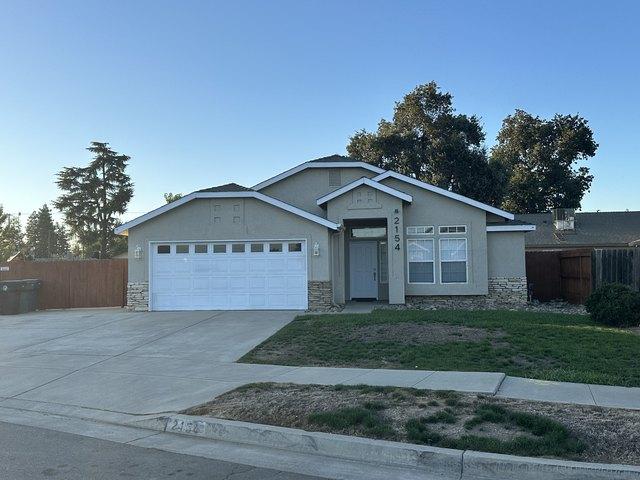 2154 Berryhill Ave, Tulare, CA 93274