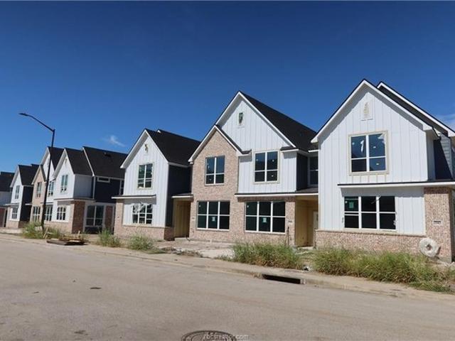 2154 Big River St, College Station, TX 77840