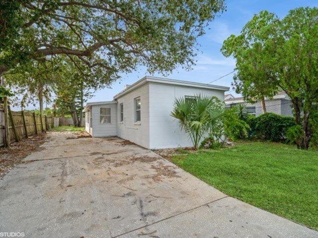 2154 Henry St NE, Palm Bay, FL 32905