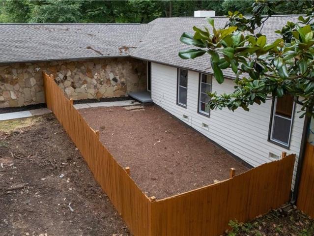 2154 Pond Road