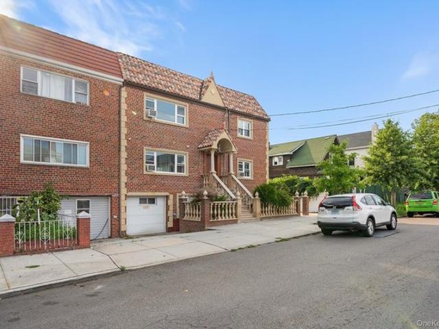 2154 74th St, East Elmhurst, NY 11370