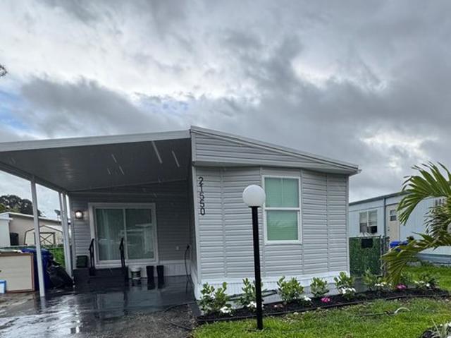 21550 NW 7th Ct, Pembroke Pines, FL 33029
