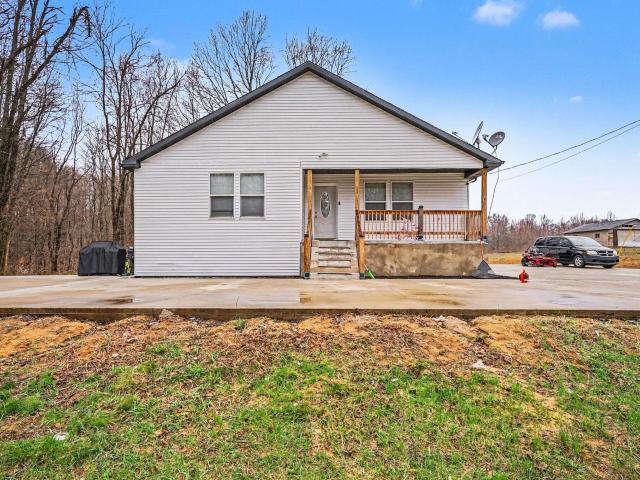 21556 5 / Street, Bangor, MI 49013 | MLS #26021 | Compass