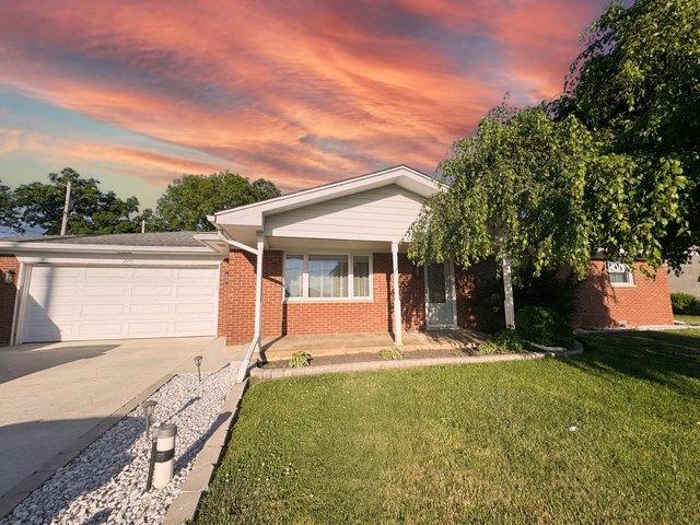 2155 NW Shafer Dr, Monticello, IN 47960
