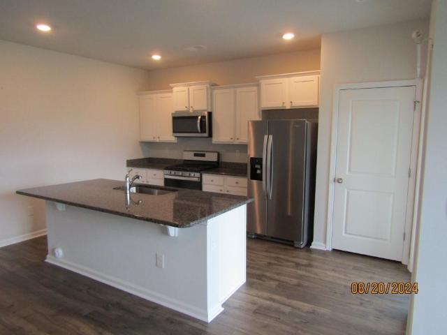 2155 Ainsley Dr