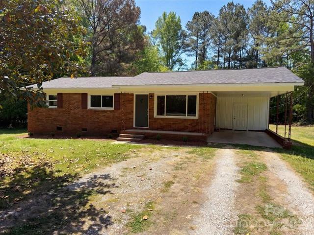 2155 Airdale Rd, Lancaster, SC 29720