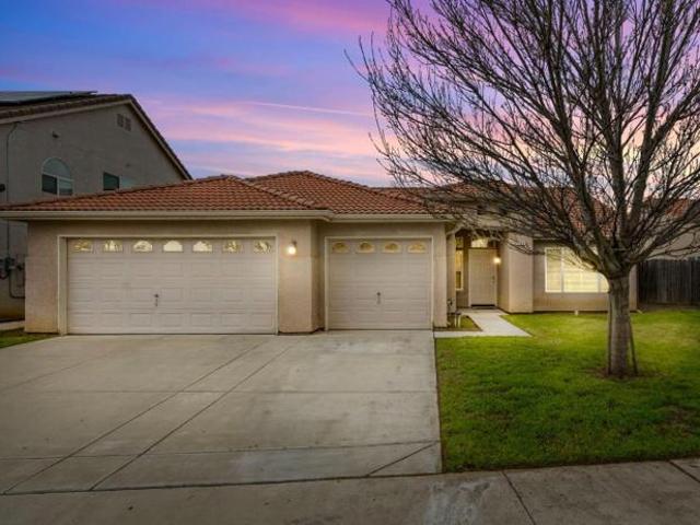 2155 Redwood Way, Newman, CA 95360