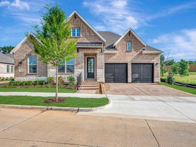 2155 Spotted Fawn Dr, Arlington, TX 76005