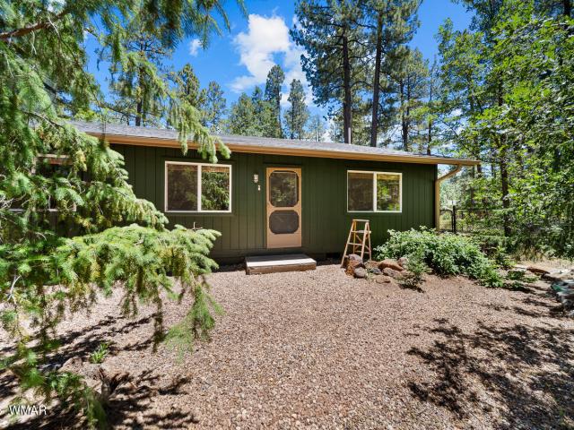 2155 Woodland Lane