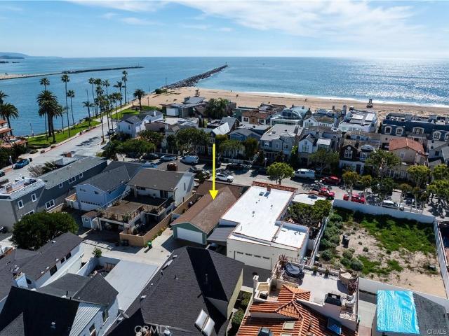 2156 E Ocean