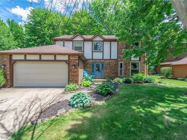 21573 Montclare Blvd, Strongsville, OH 44149