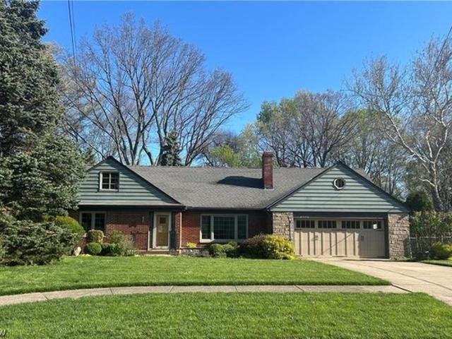 21570 Erie Rd, Rocky River, OH 44116