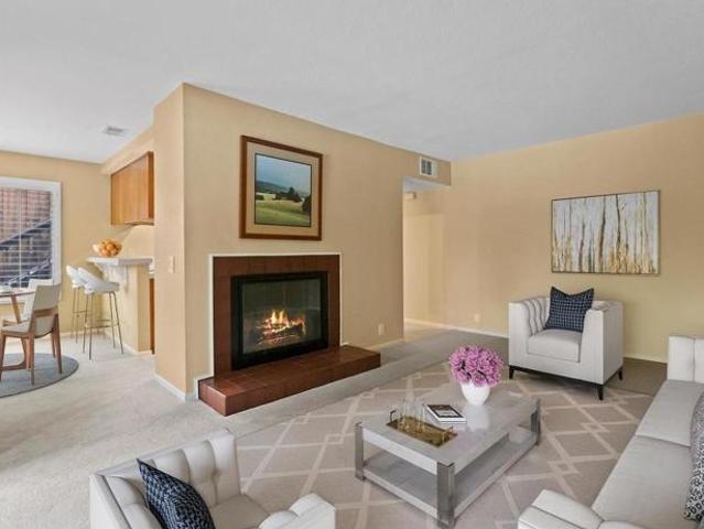 2157 Arnold Way #203, Alpine, CA 91901