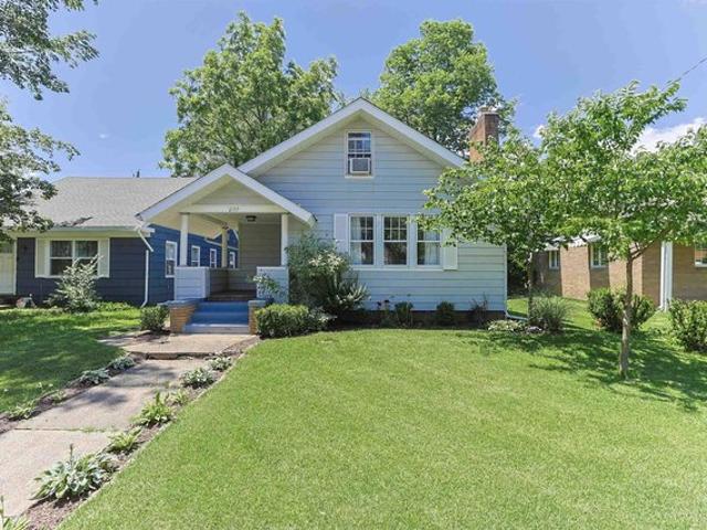 2157 Berkley Pl, South Bend, IN 46616