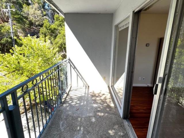 2157 Carlmont Drive 1 Bedroom Apartment for Rent at 2157 Carlmont Dr, Belmont, CA 94002 Western Hills