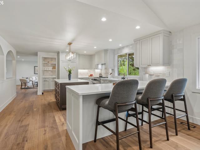 2157 Wembley Pl, Lake Oswego, OR 97034 | MLS #398109