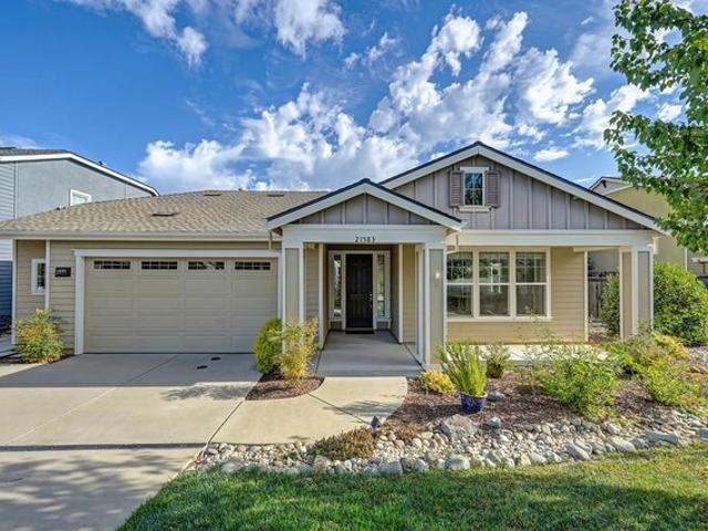 21583 Cascade Crossing Rd, Grass Valley, CA 95949