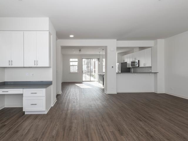 21599 W Field Court # 21613