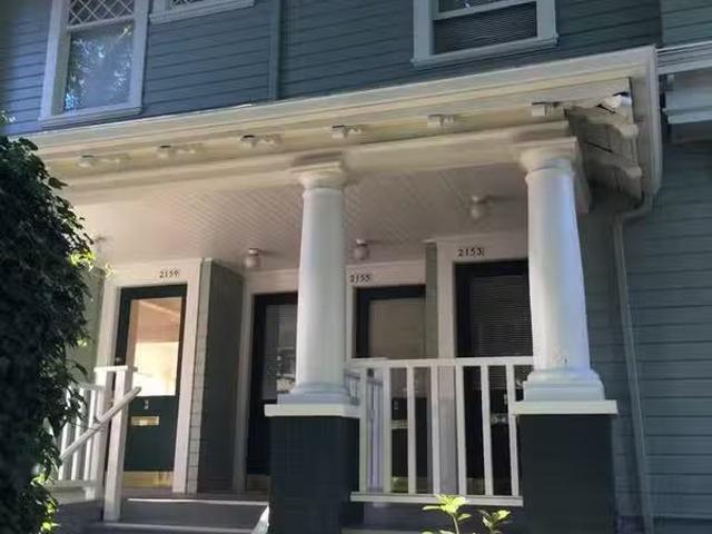 2159 NW Hoyt 2153 2159 NW Hoyt