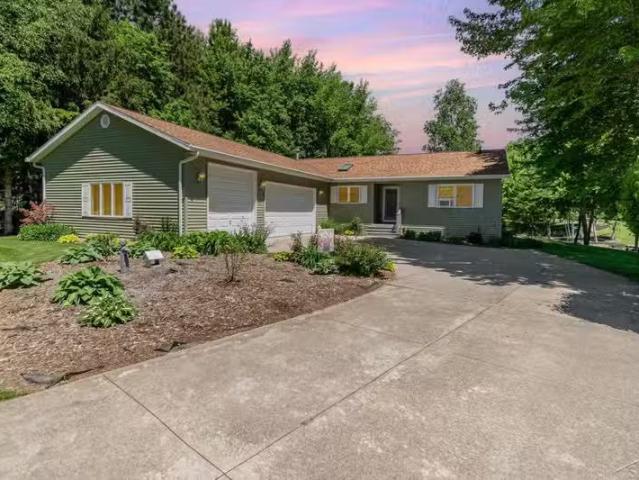 2159 HEATHER WAY, GLADWIN, MI 48624 Single Family Residence Fo.