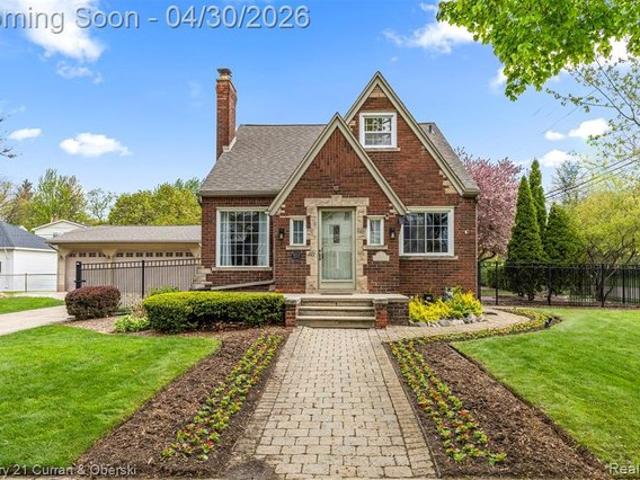 21506 Tenny St, Dearborn, MI 48124