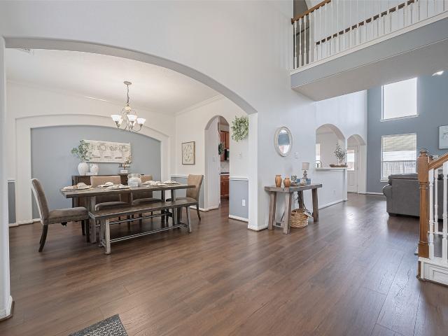 21506 Avalon Queen Drive