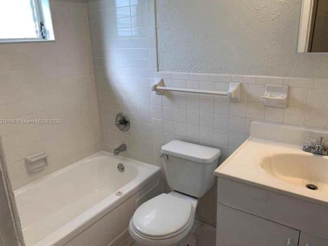2150 Madison LLC Studio Apartment for Rent at 2150 Madison St, Hollywood, FL 33020 Highland Garden