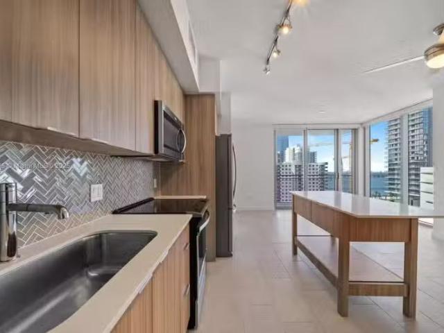 2150 N Bayshore Dr #0903, Miami, FL 33137 MLS A11775925