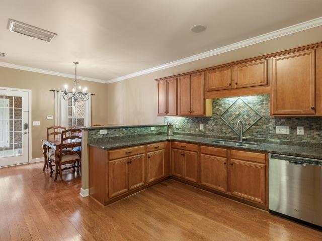 2150 Cason Ln