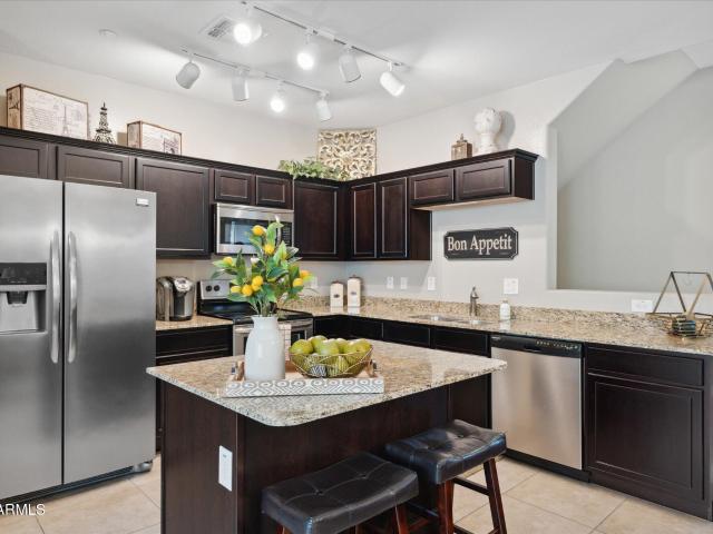 2150 w alameda road # 1371