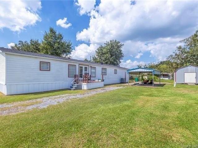 2150 W Tank Farm Road, Lake Charles, LA 70605