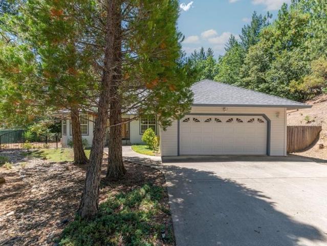 21510 Gayla Dr, Pine Grove, CA 95665