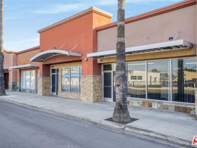 21512 Norwalk Boulevard