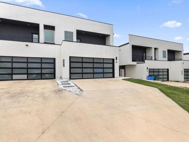 21515 Patton Ave Unit 2, Lago Vista, TX 78645
