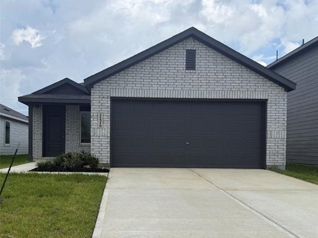 21518 Willow River Canyon Ln, Waller, TX 77484