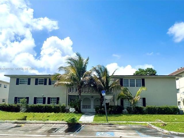 2151 NE 168th St, North Miami Beach, FL 33162