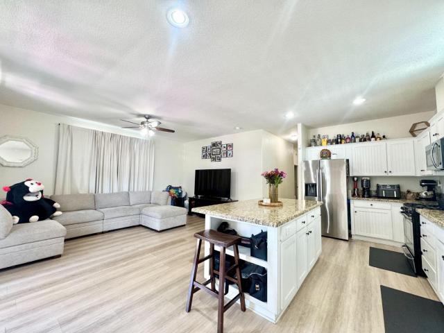 2151 Oakland Road 566