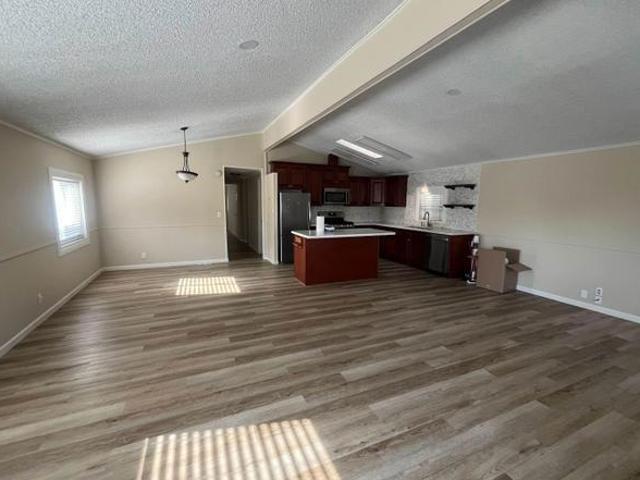 2151 Oakland Road 298