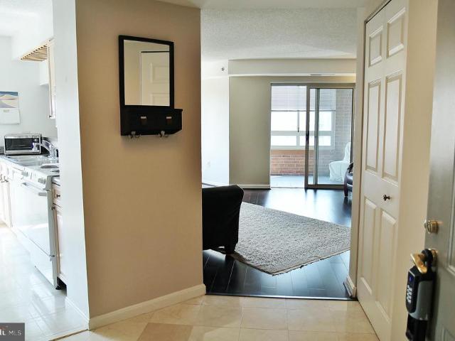 2151 Jamieson Avenue # 903