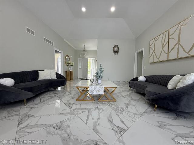 21523 Mackenzie Drive