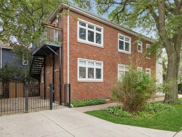 2152 N Campbell Ave Unit R2, Chicago, IL 60647