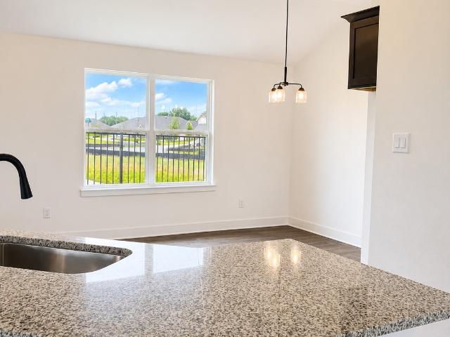 2152 Emerald Lake Trail