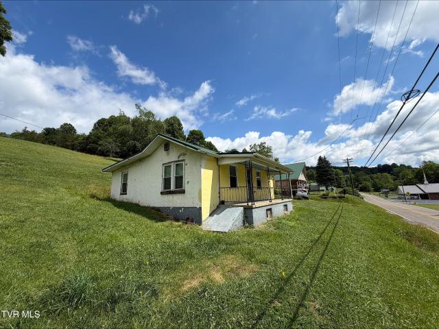21538 Benhams Road