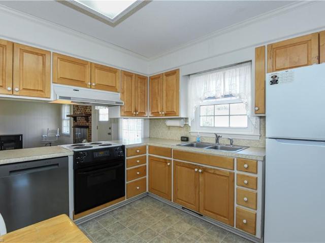 2153 Colony Road